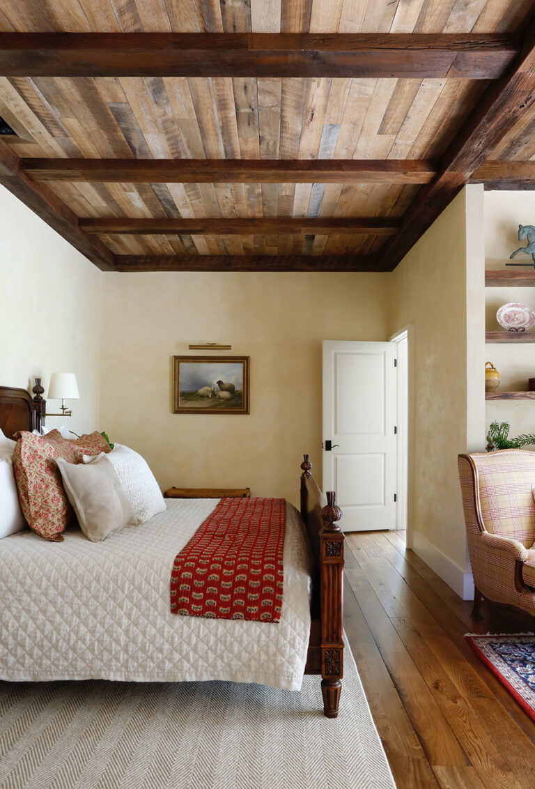 Blending Historic Charm with Modern Functionality: A Guide to Renovating Historic Homes - Trace ...